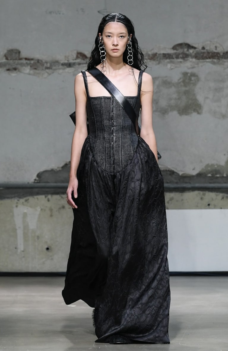 Défilé de mode spring/summer 2023 : EENK présente sa nouvelle collection